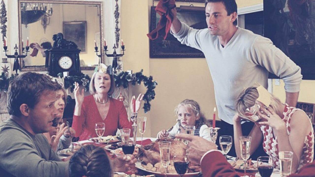 How To Deal with Anxiety at Family Gatherings